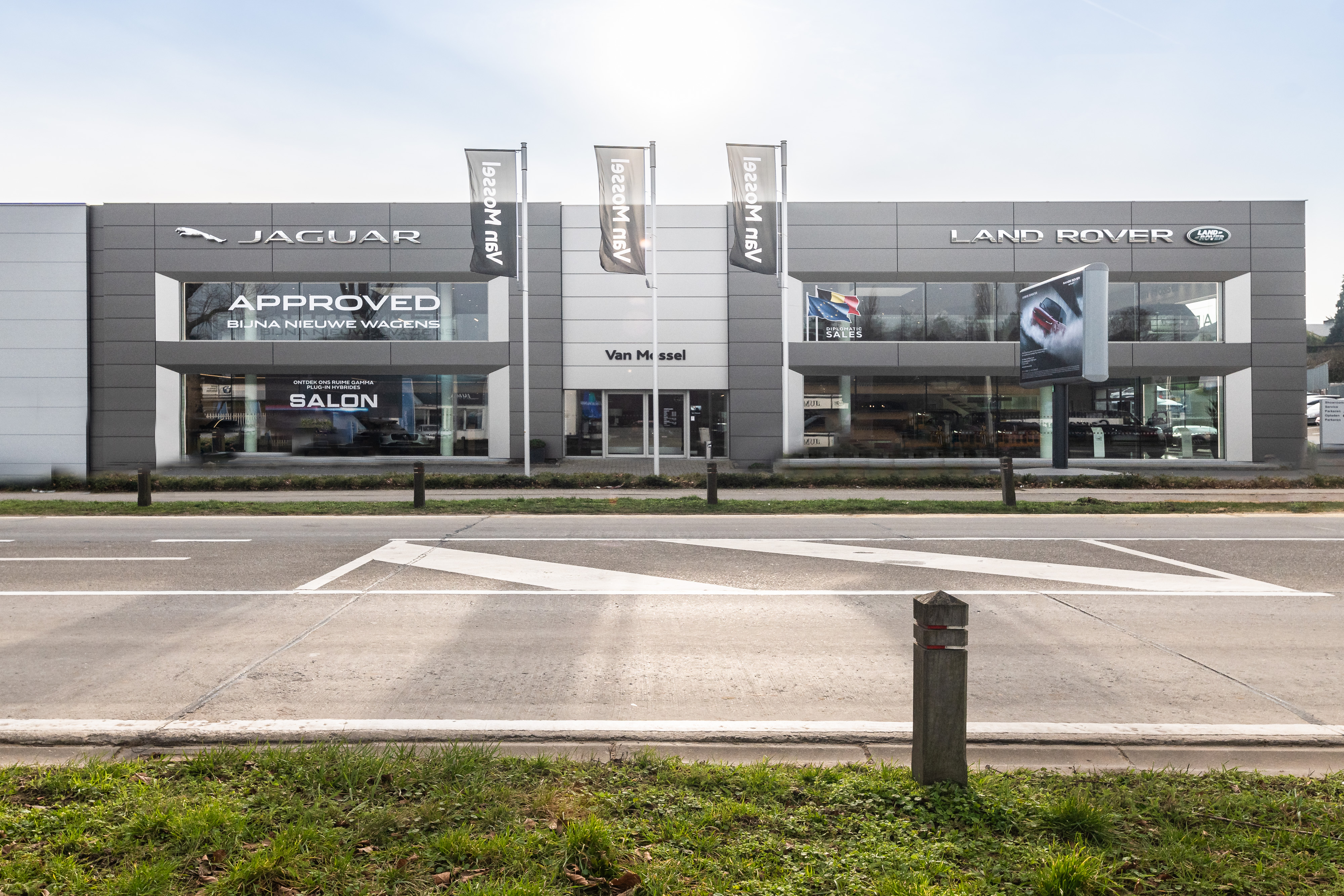 Van Mossel Land Rover Leuven | Van Mossel Automotive Group
