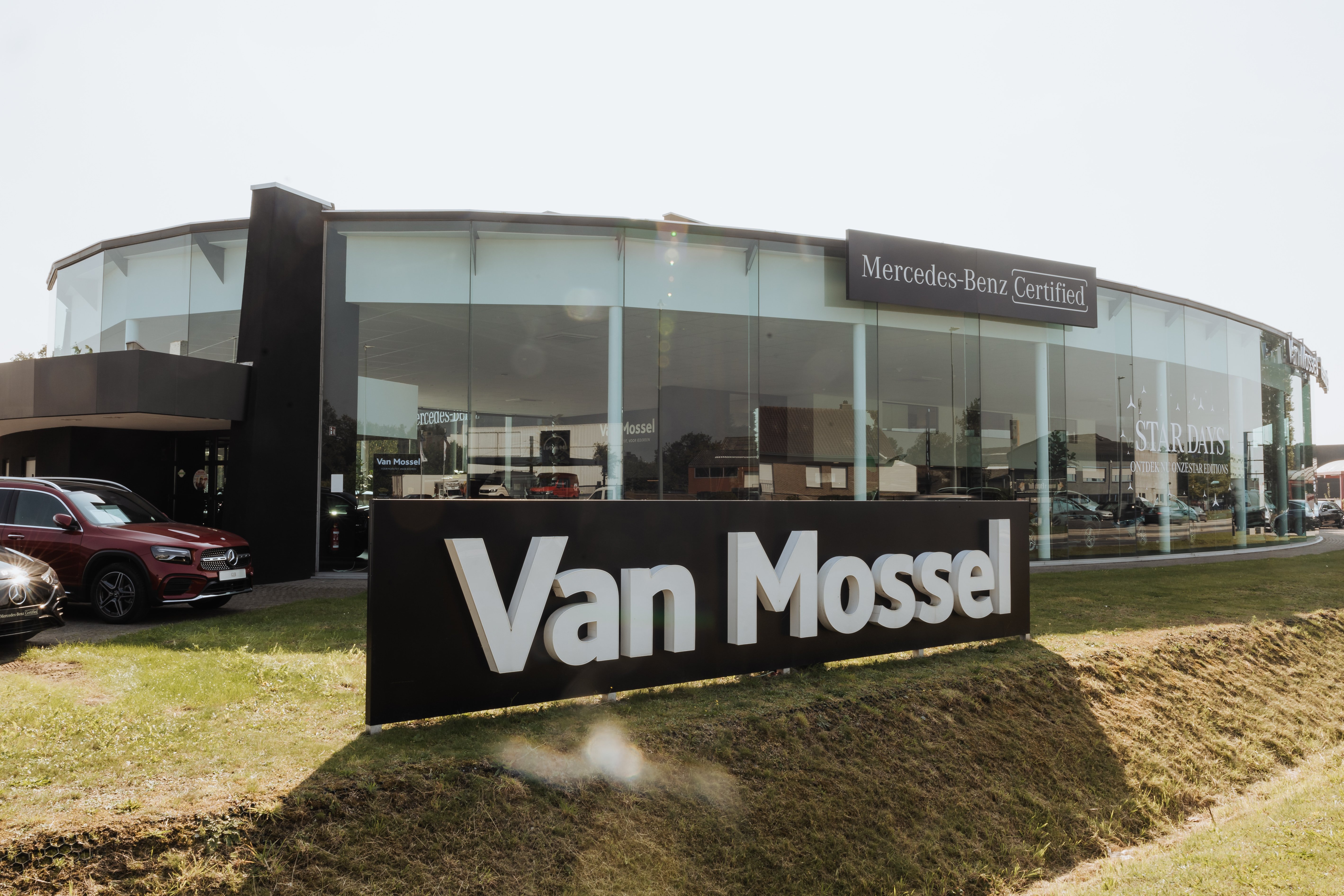Van Mossel Mercedes-Benz Torhout | Van Mossel Automotive Group